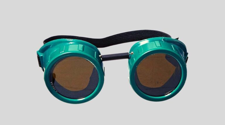 What Kind Of Eye Protection Do You Need for Plasma Cutting?